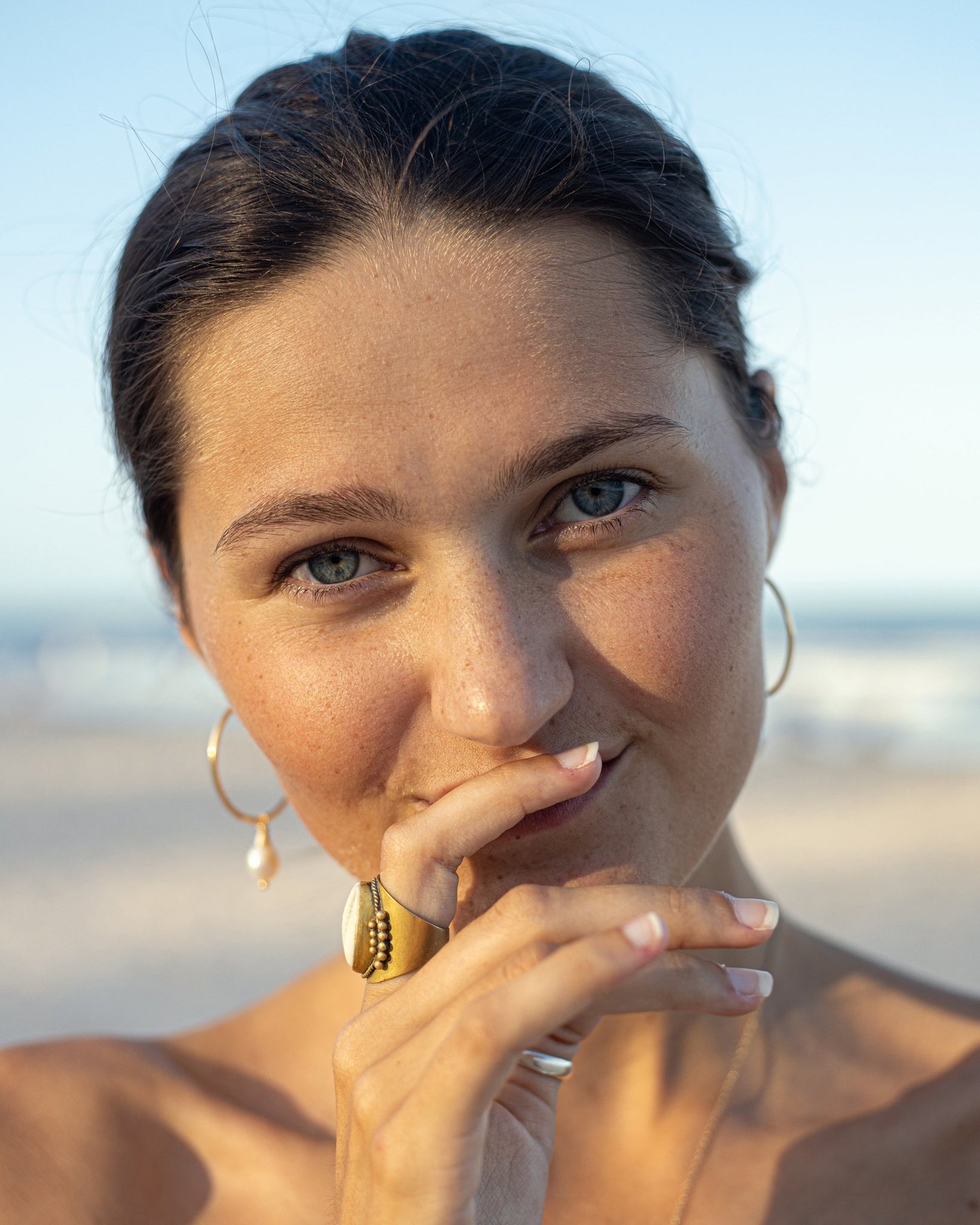 Dana moon Laura Ember – Celeste Twikler